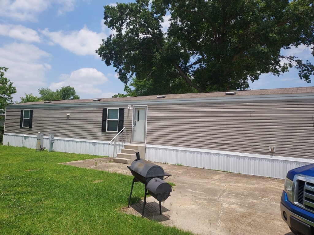 14×66 used 3 bedroom 2 bathroom single wide manufactured home ...